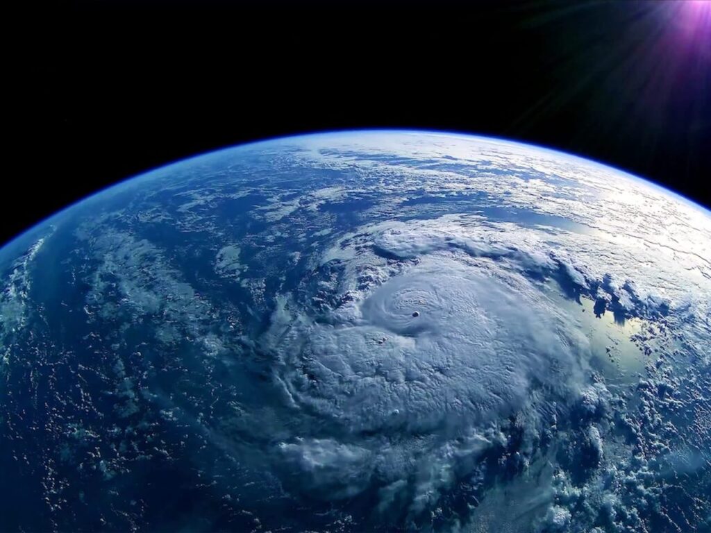 ITVX to Launch 24/7 Space Live Stream from International Station ...